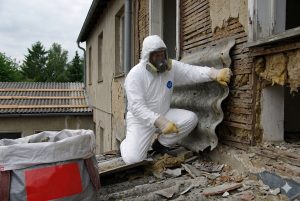 Asbest – die stille Gefahr für Bauvorhaben in Bestandsgebäuden - GSSR.de